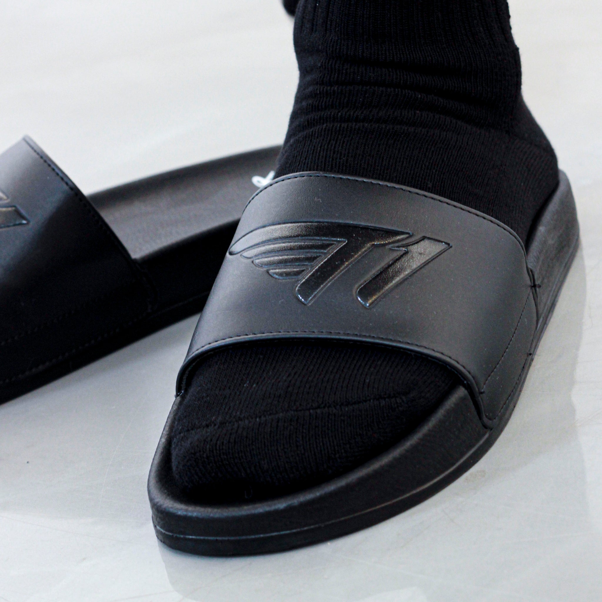 2022 T1 Slide – FUTAROKU